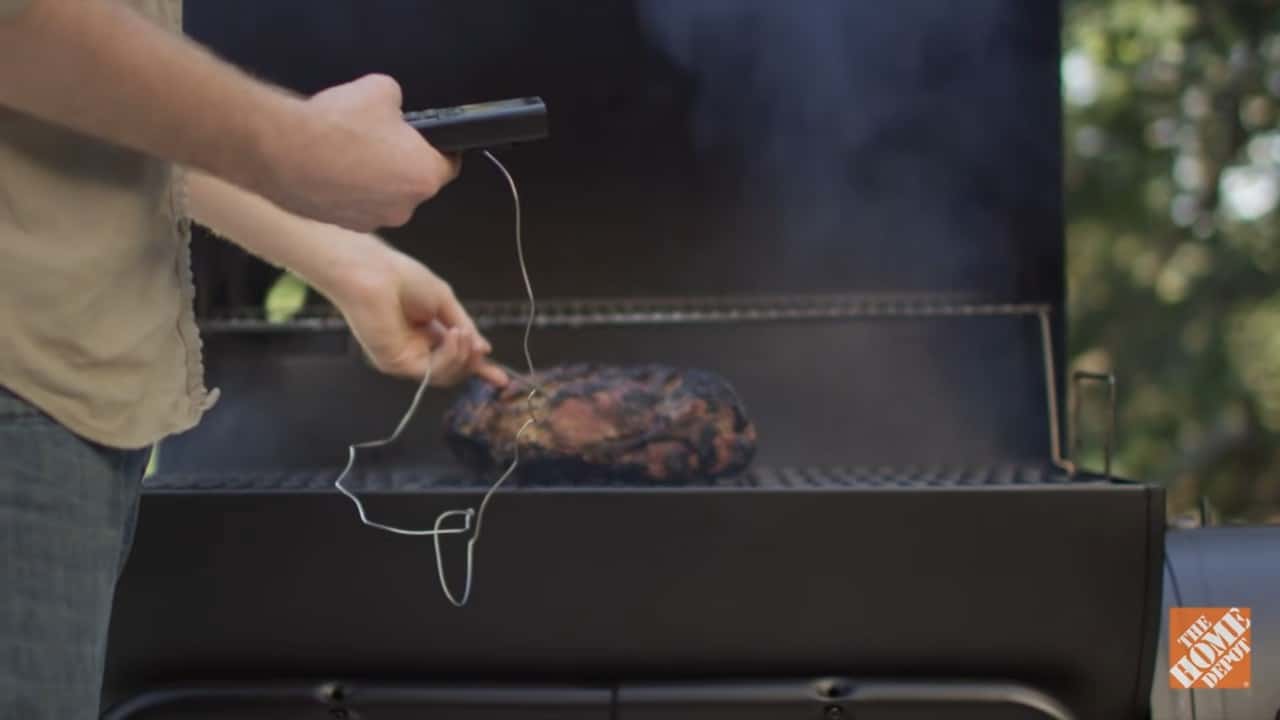 How To Use A Smoker Grill In 8 Easy Steps (With Pictures) - Flame Gorilla